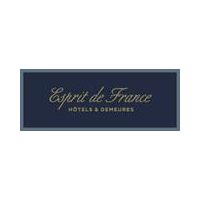 En plein cœur de Paris, à proximité immédiate des boutiques de luxe